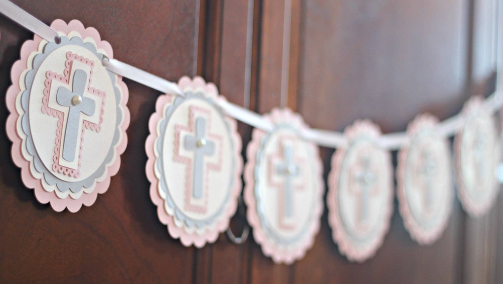 Have a memorable first communion party for your child! - Event, Party ...