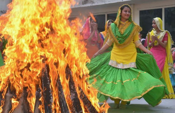 Celebrating the Spirit of Lohri - Event, Party & Wedding Planning Tips ...