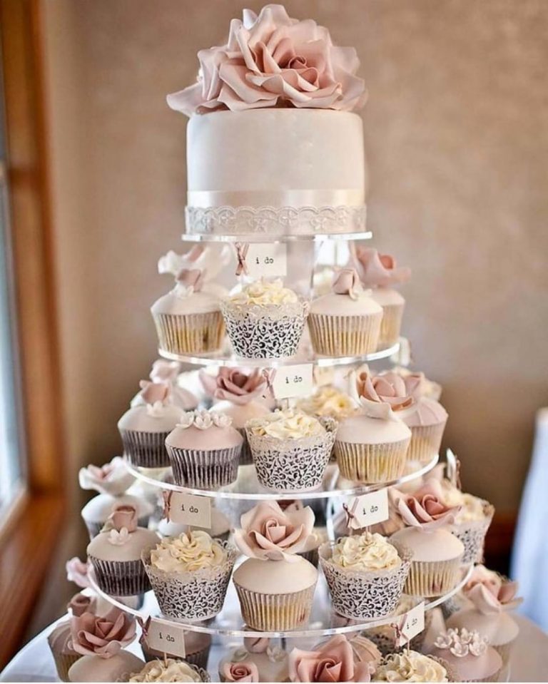 Wedding Cakes That Are Overflowing With Sweetness - Event, Party ...