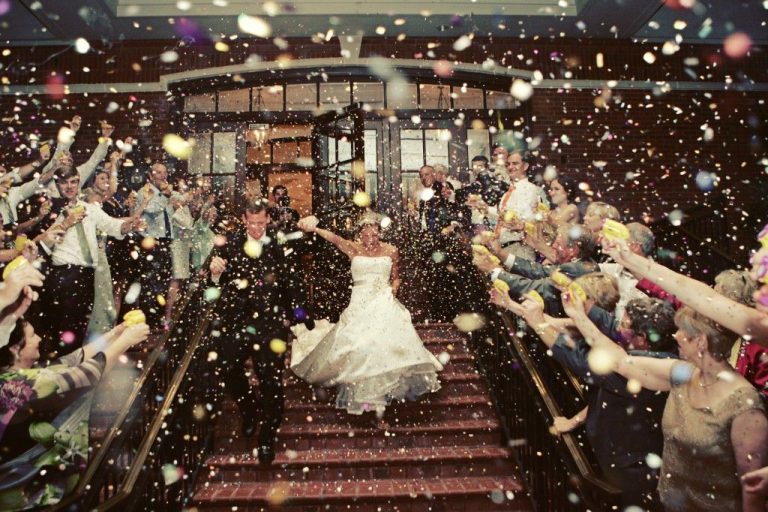 12 Unique Wedding Send-Off Ideas for Bride and Groom Exit - Event ...
