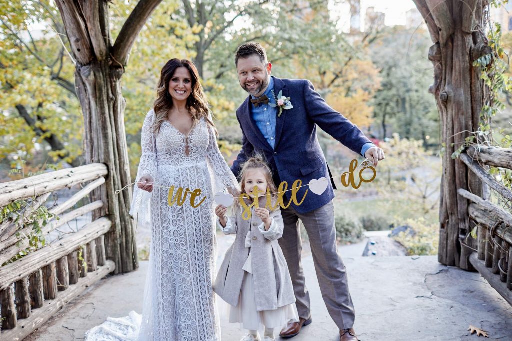 Ideas for Celebrating Your First Wedding Anniversary - Event, Party ...