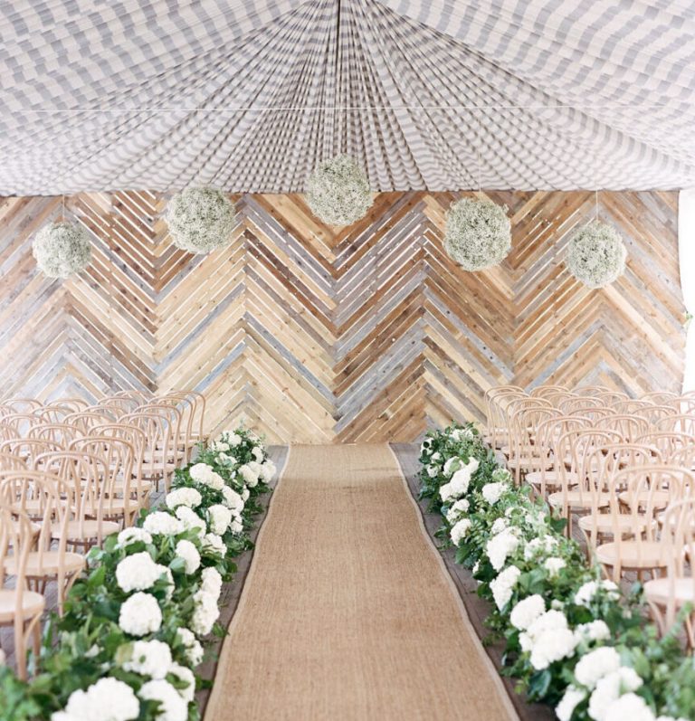 Exploring Trending Aisle Decor Styles: Your Guide to a Unique Wedding ...