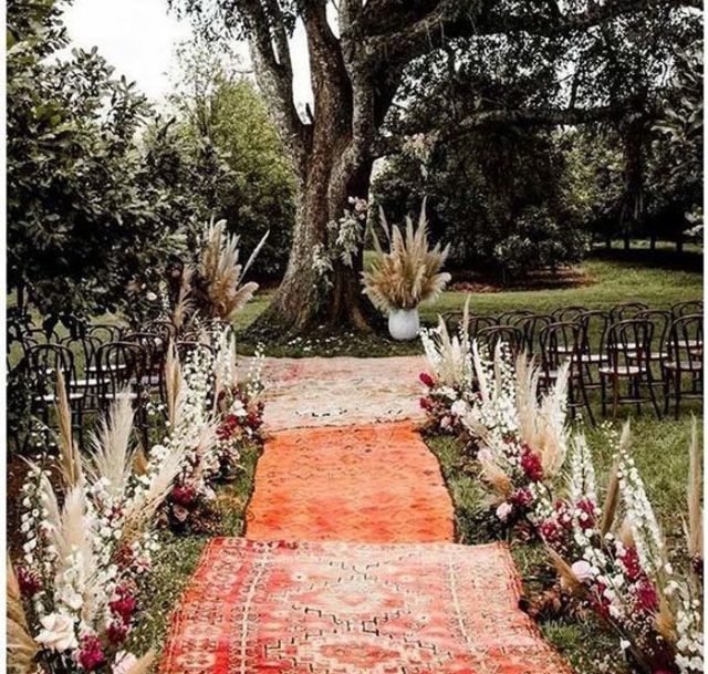 Exploring Trending Aisle Decor Styles: Your Guide to a Unique Wedding ...