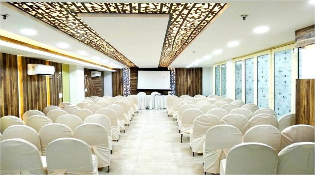 Comparing Banquet Halls and Function Halls: Essential Differences and ...